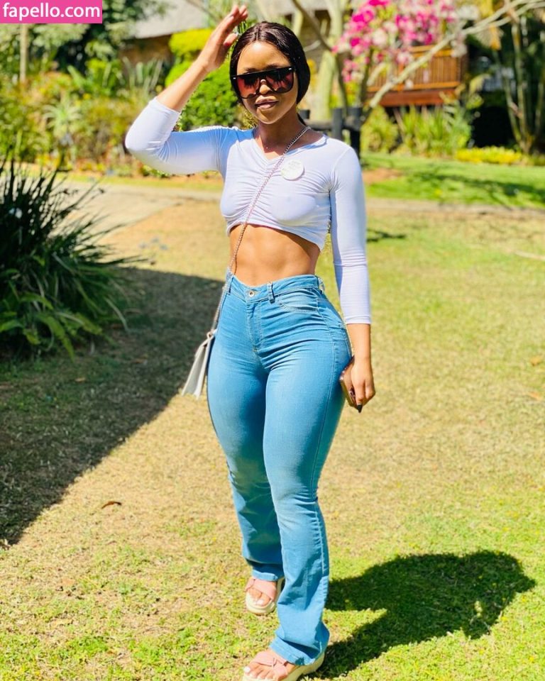 Sharon Gambu the Sexy Fit South African Model with an Athletic Body ...